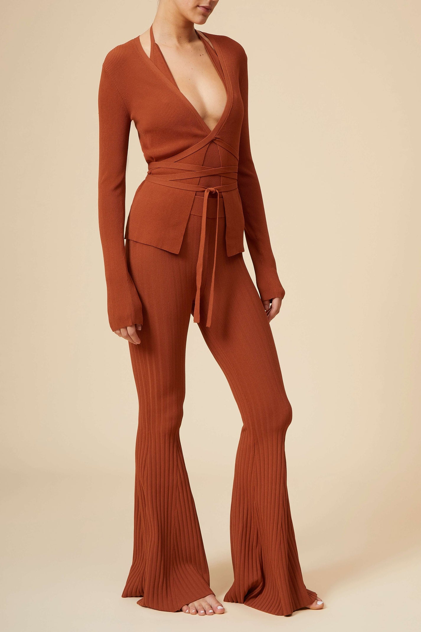 Kosmo Cardigan: Elegant Ballerina-Inspired Knitwear | Live The Process